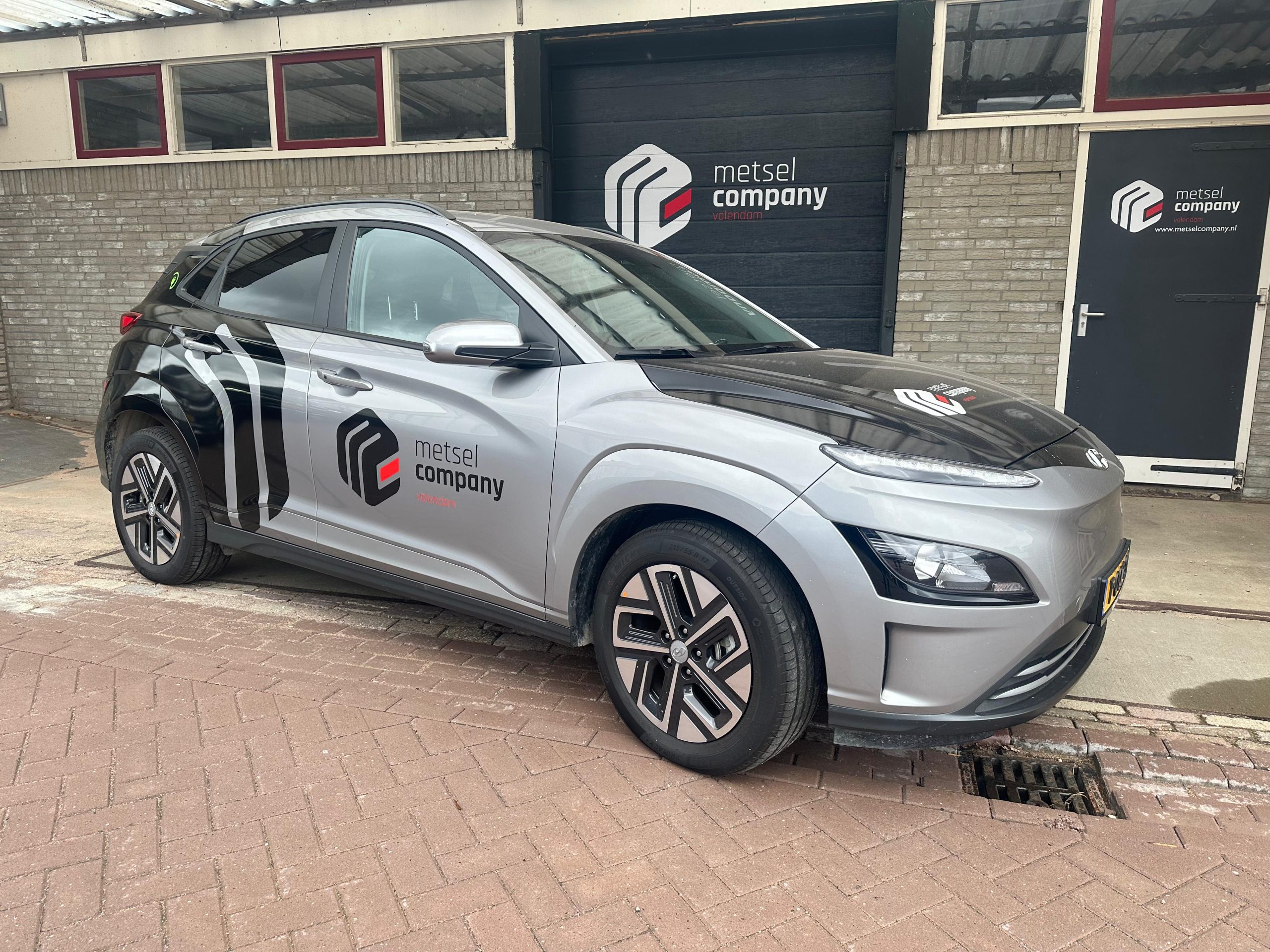 MetselCompany Volendam stapt over op elektrisch vervoer - Metselcompany